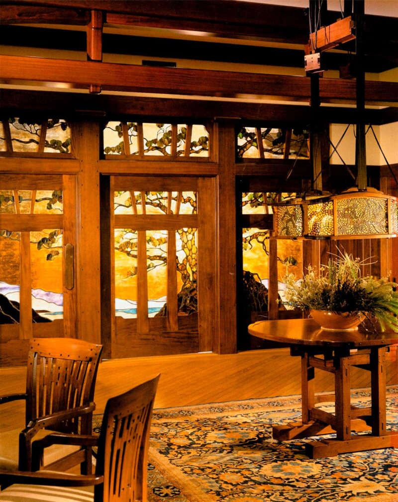 Applications – Stained Glass for Resorts